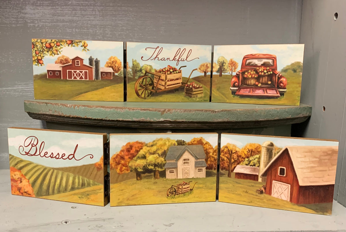 Folding Fall Plaques – Uniquely Blended